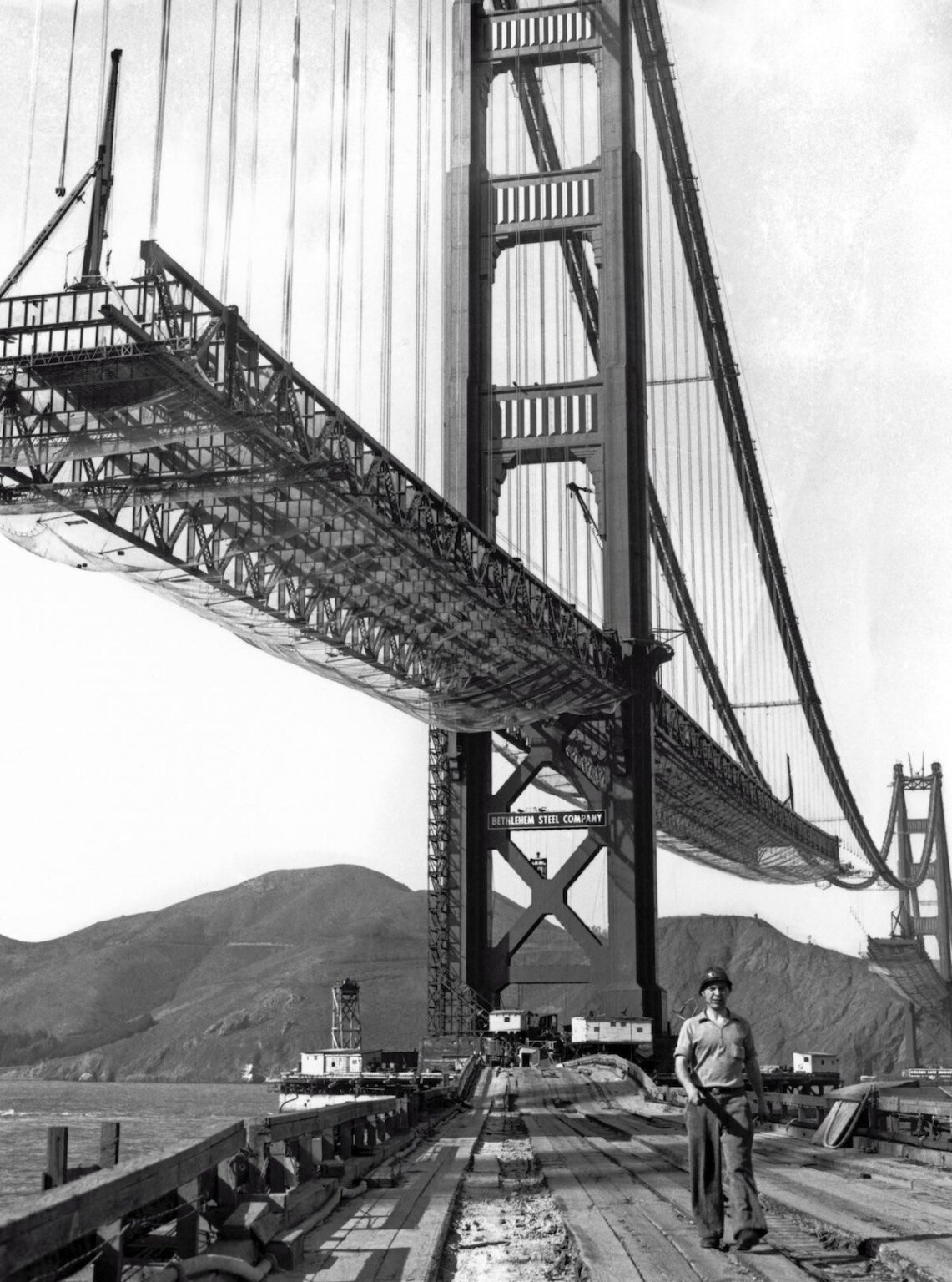 Golden Gate Bridge Construction Features